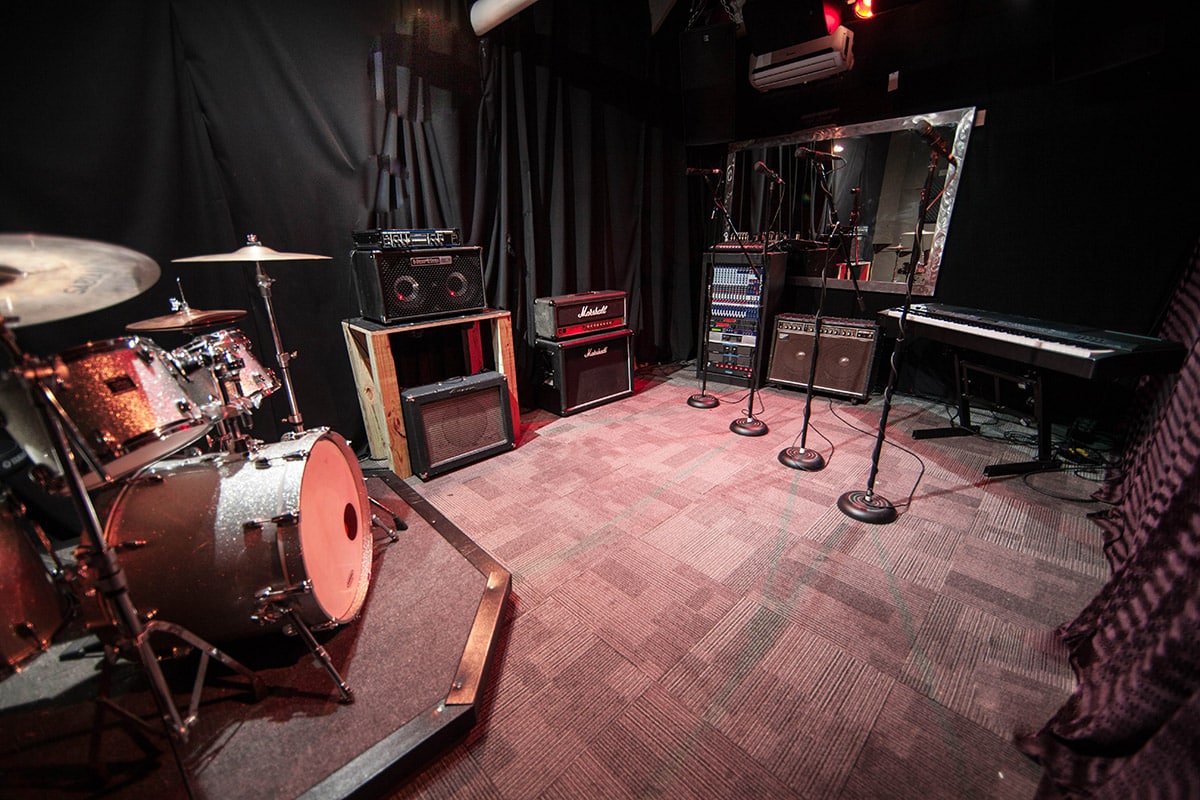 Standard Studios - SMASH STUDIOS